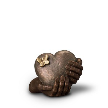 Quality Funeral Products And Mementos | Urns & Keepsakes